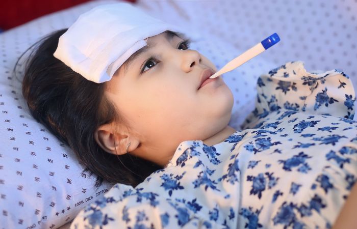 Seasonal Fevers in Kids : Cause Symptoms | Diagnopein