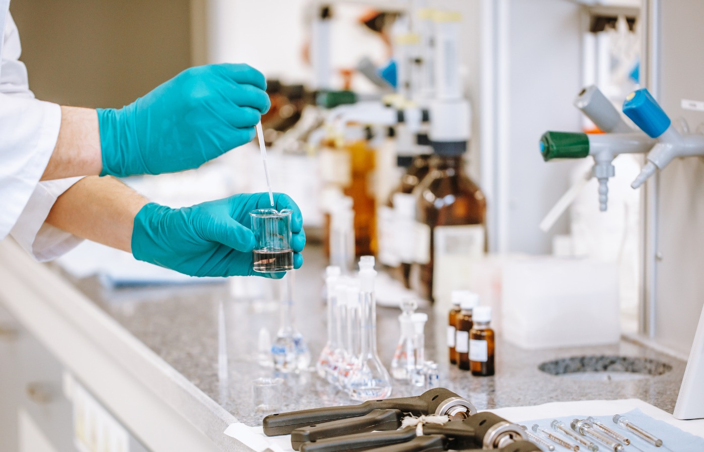 Pathology Lab Tests Diagnosing Infectious Diseases | Diagnopein