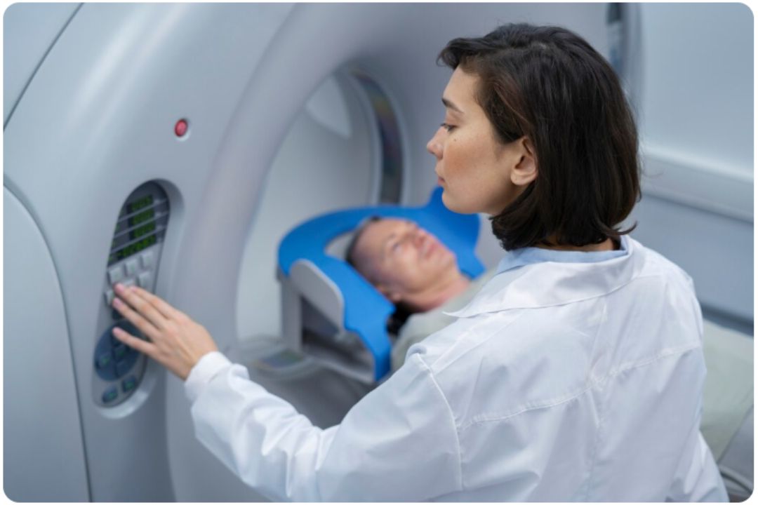 CT Scan Contrast Safe? Benefits, Risks & Cost | Diagnopein Guide