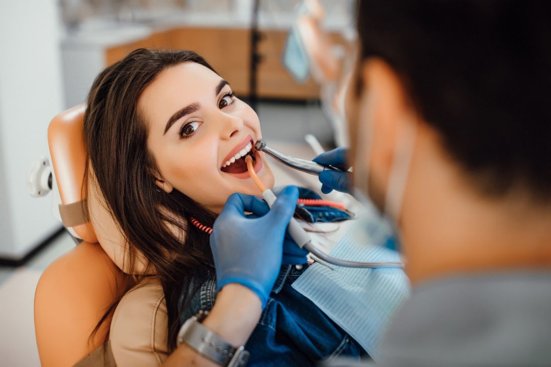 7 Warning Signs of Impacted Wisdom Teeth You Must Know